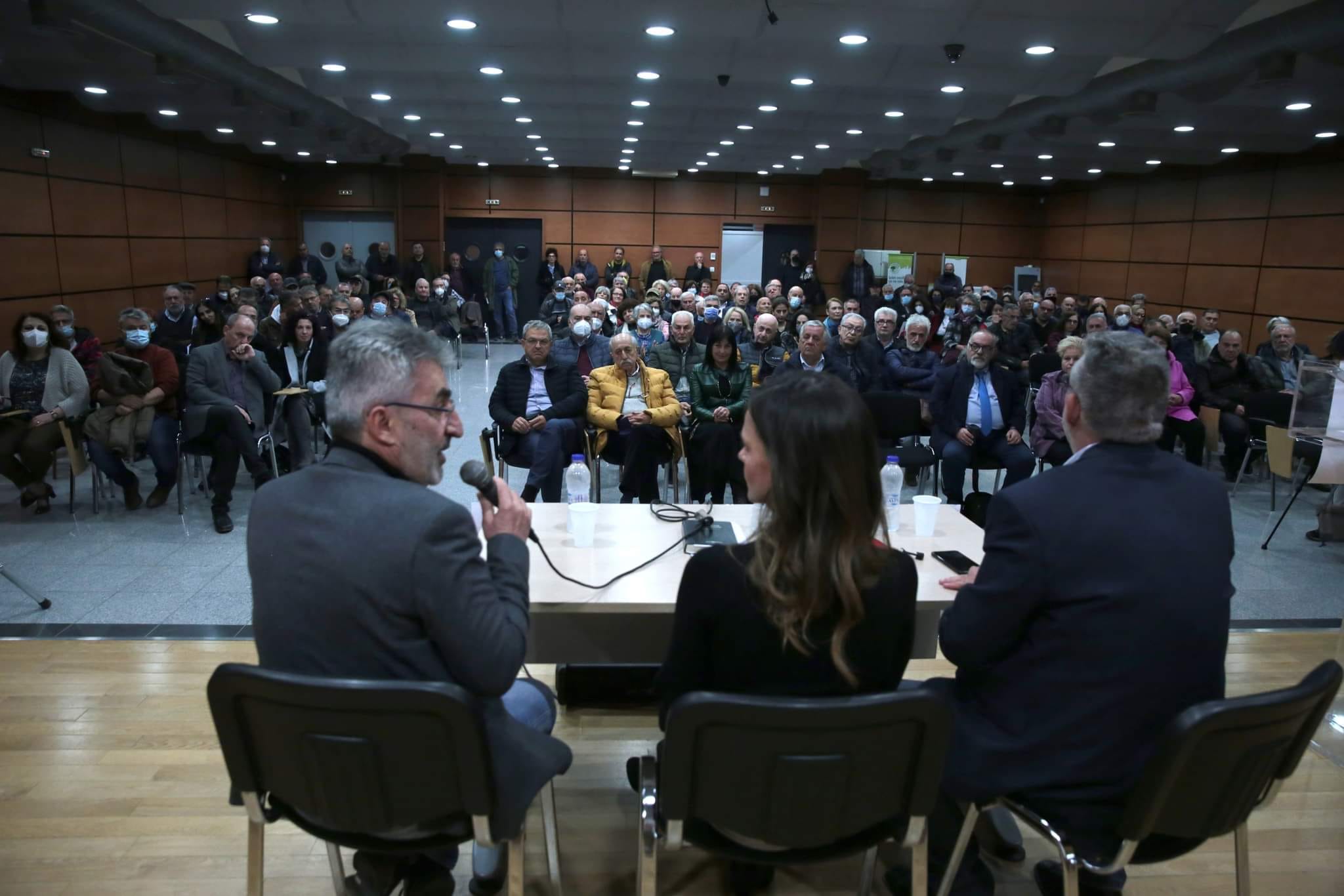 Πολυπληθής η πολιτική εκδήλωση του ΣΥΡΙΖΑ Δράμας με καλεσμένη την Ε ...